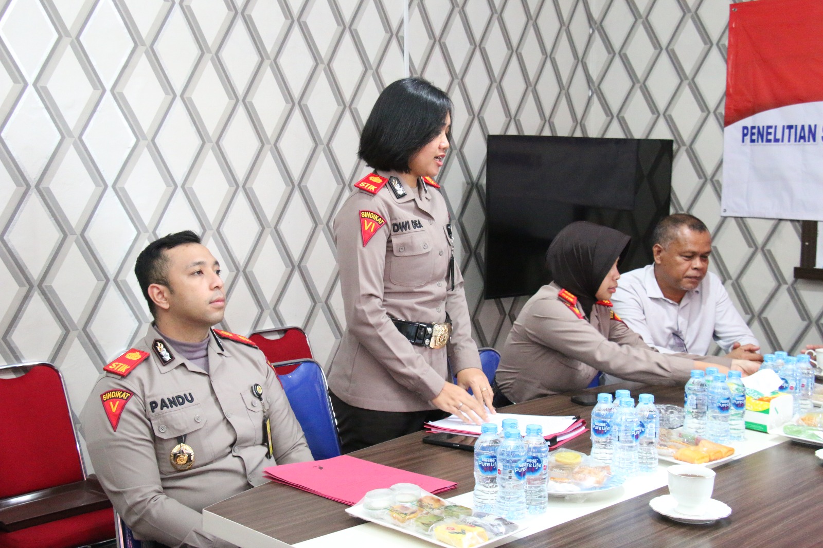 Mahasiswa STIK Angkatan 81/WWS Kunjungi Polresta Barelang - MataKepri ...