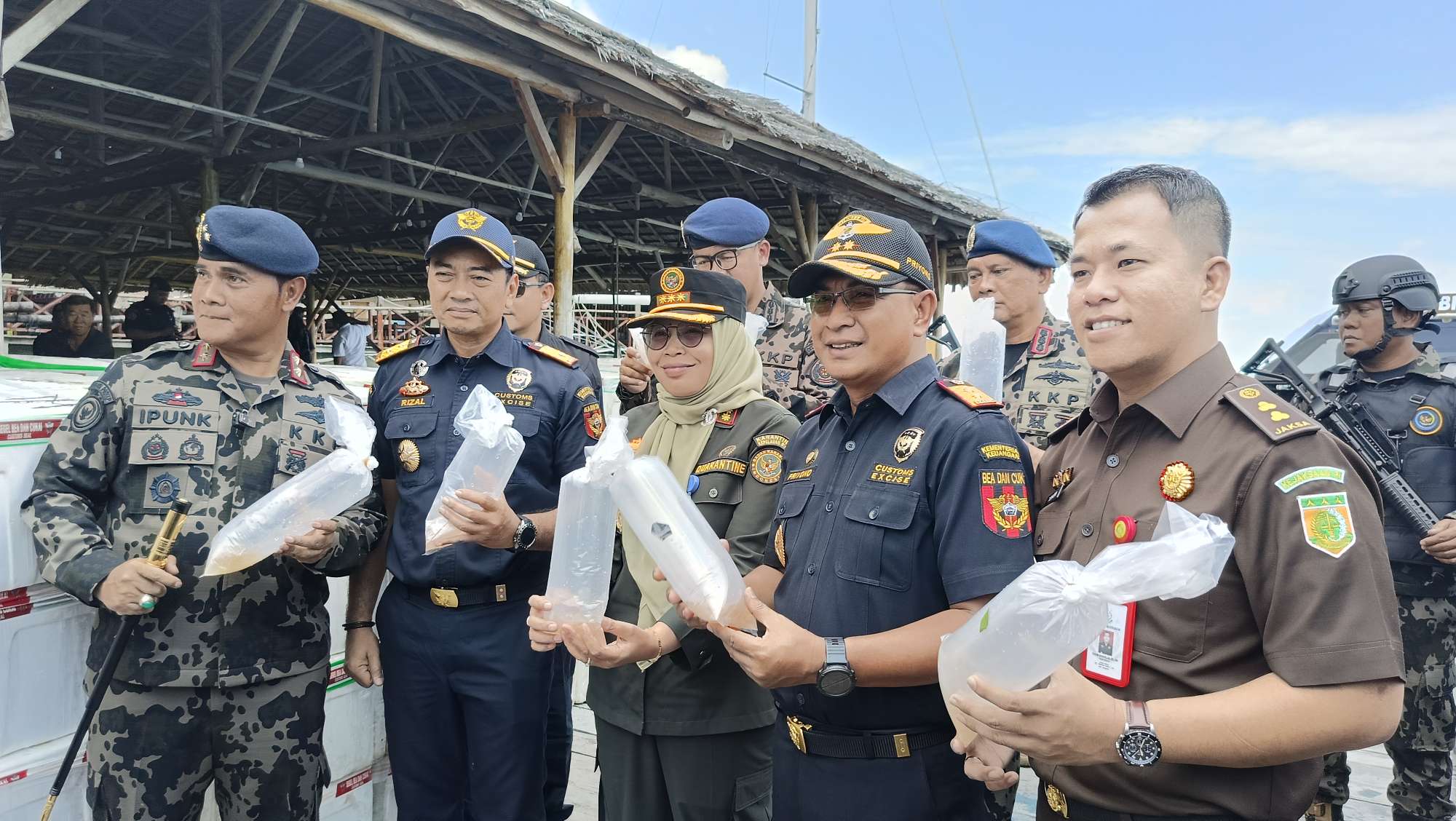 Bea dan Cukai dan KKP Gagalkan Penyeludupan Benis Lobster Senilai Rp 90 ...